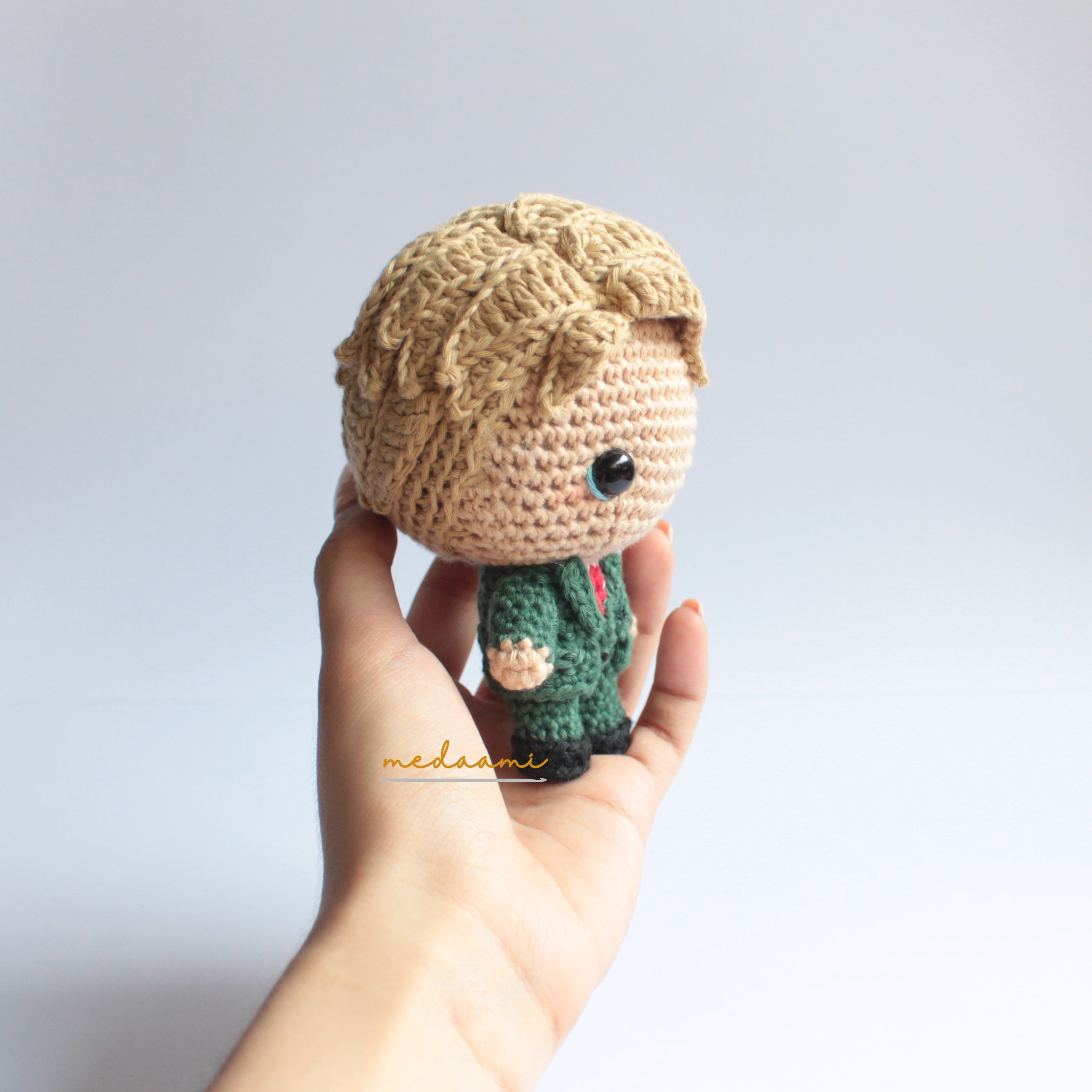 Forger Family Amigurumi Crochet Doll Patterns – Medaami Patterns