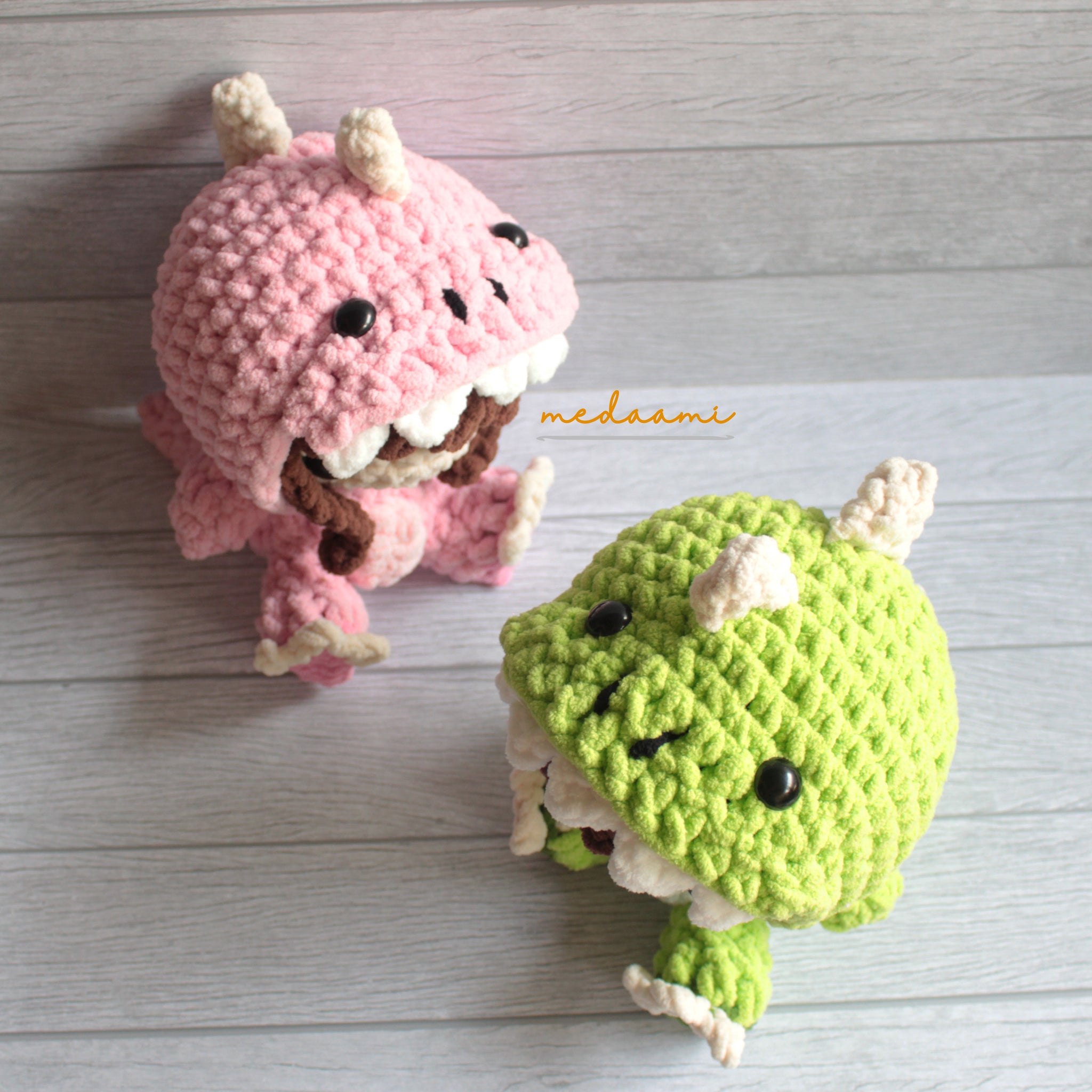 Chunky Dino Couple Amigurumi Crochet Doll Pattern – Medaami Patterns