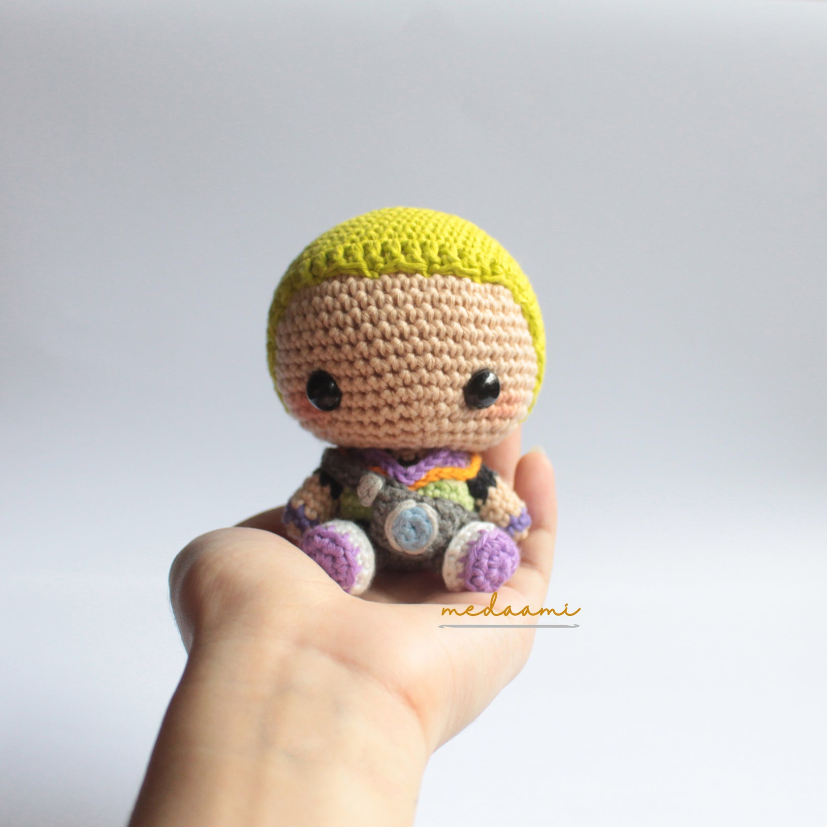 Gekko Valorant Amigurumi Crochet Doll Pattern – Medaami Patterns