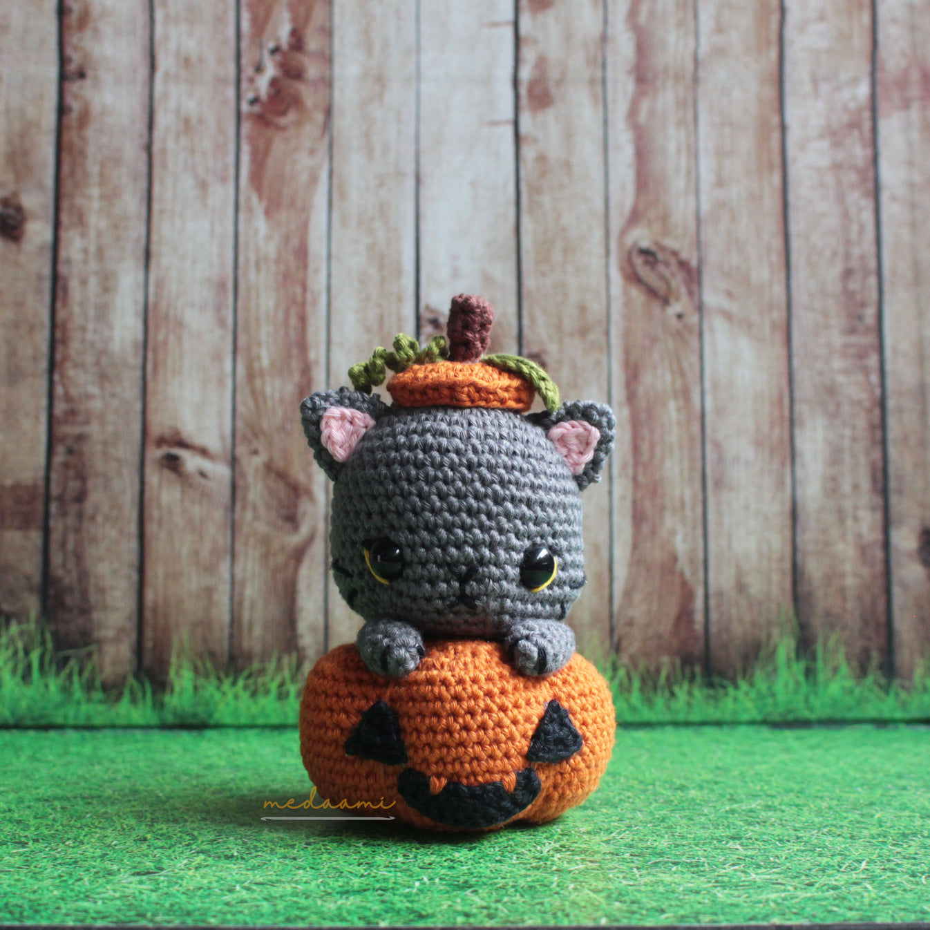 Halloween Pumpkin Cat Amigurumi Crochet Doll Pattern – Medaami Patterns